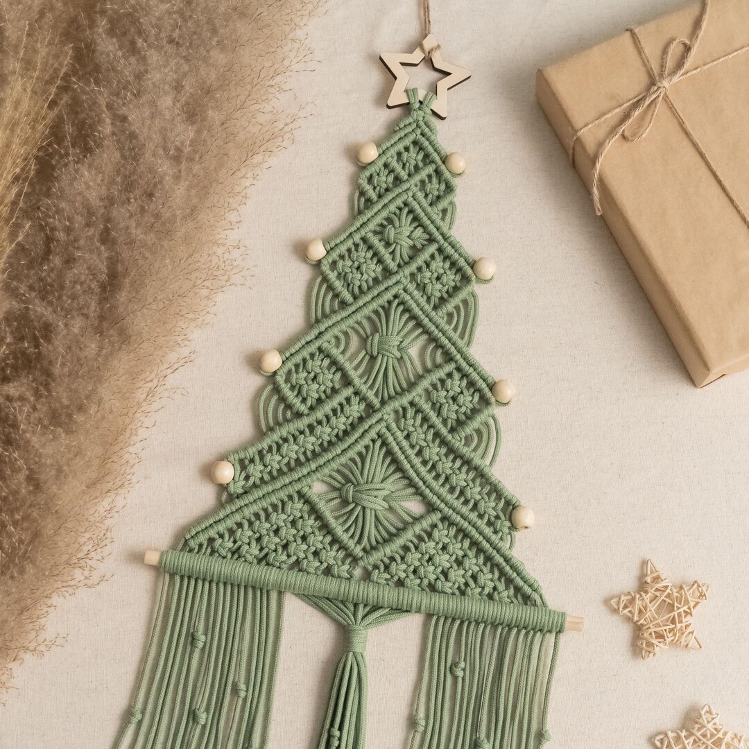 Winter Xmas Tree, Christmas Farmhouse, Holiday Gift, Tree Wall Hanging ...