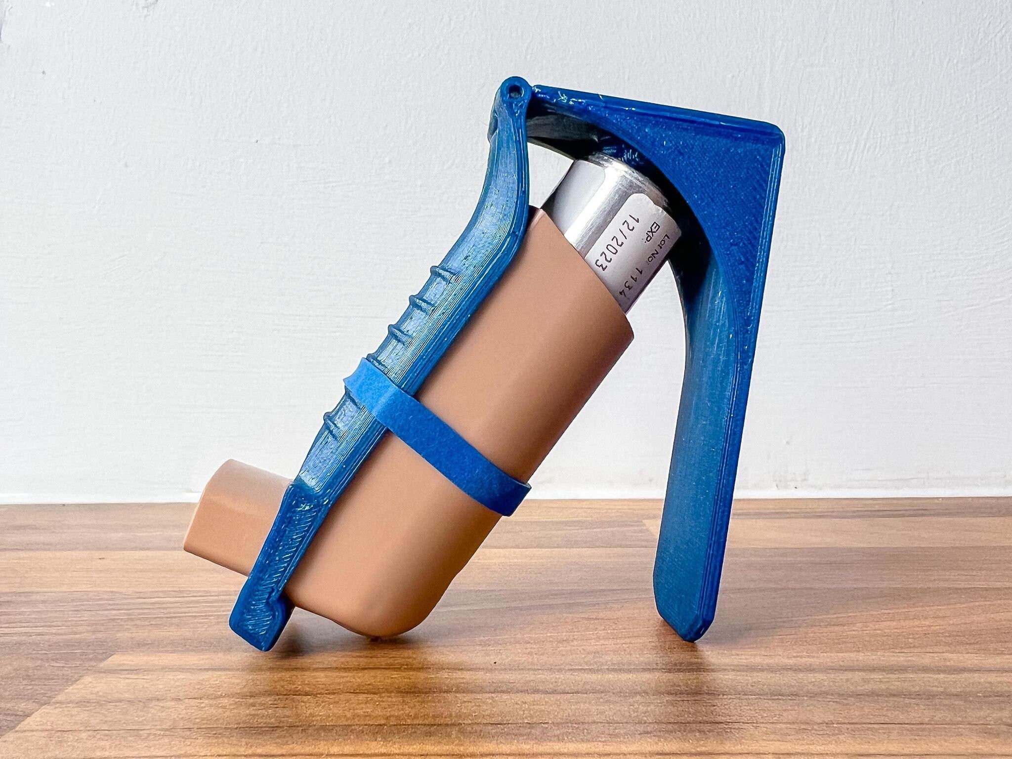 Inhaler Aid for Asthma Inhalers Perfect for Weak, Small or Arthritic ...