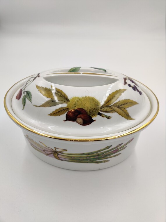Royal Worcester Gold Evesham Round Casserole Shape 28 Size 1 Casserole ...