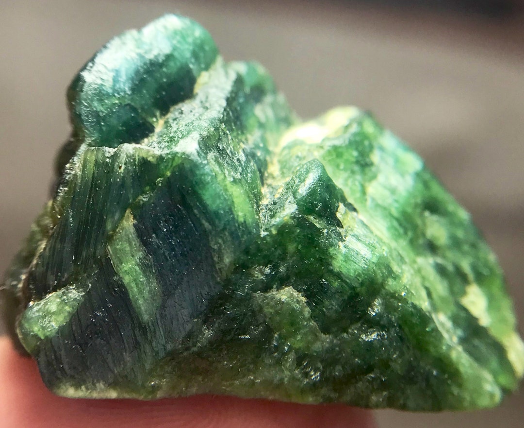 112 CT Top Quality Rare Green Nephrite Crystal , Grade AAA Unusual ...