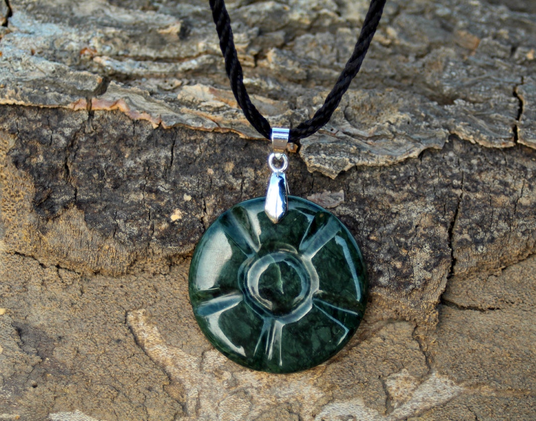 Medallion Green Nephrite Jade Pendant Handmade Nephrite Jade Pendant ...