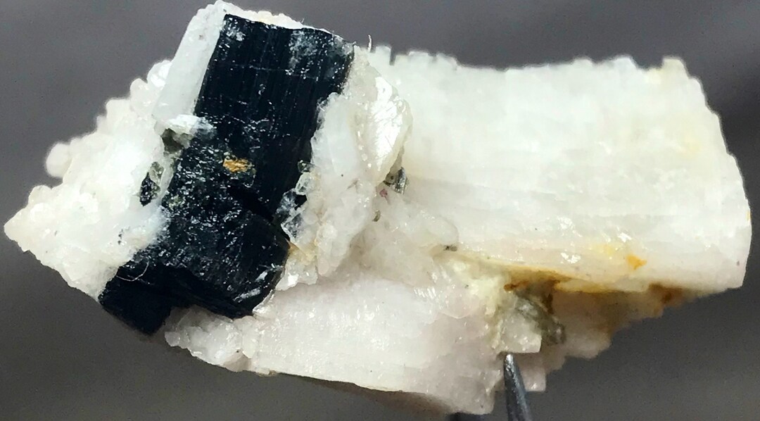 40 Ct Rare Transparent Quartz With Tourmaline – Natural Untreated ...