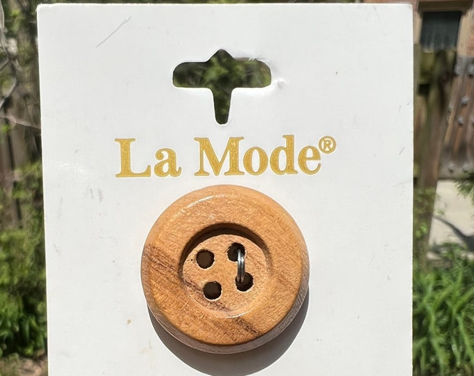 Vintage La Mode Brown Wood Buttons, Round Buttons With 4 Holes, Set of ...