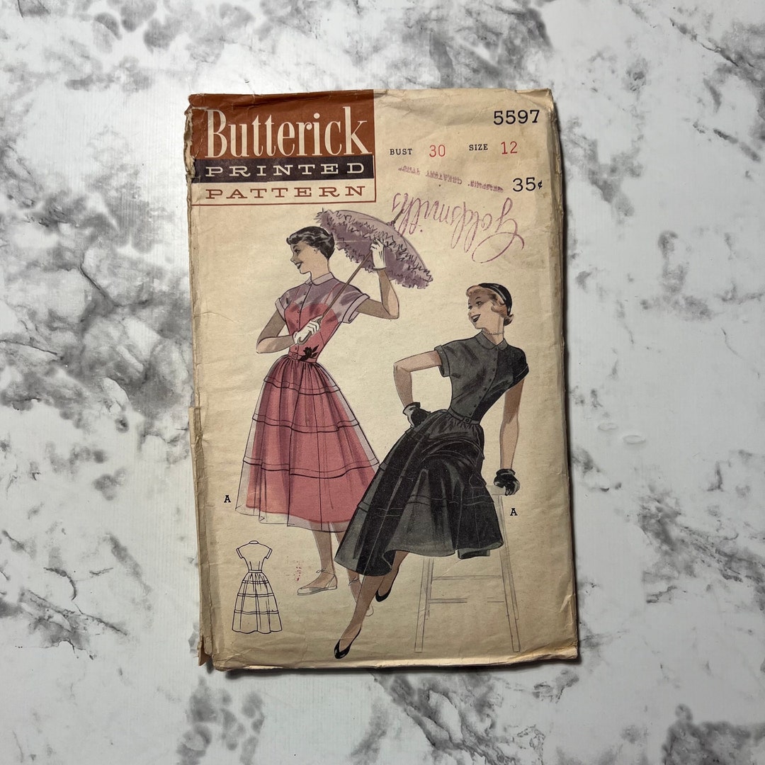 50s Teenage Dress Pattern With Circular Skirt Tucks, Short Sleeve Dress ...