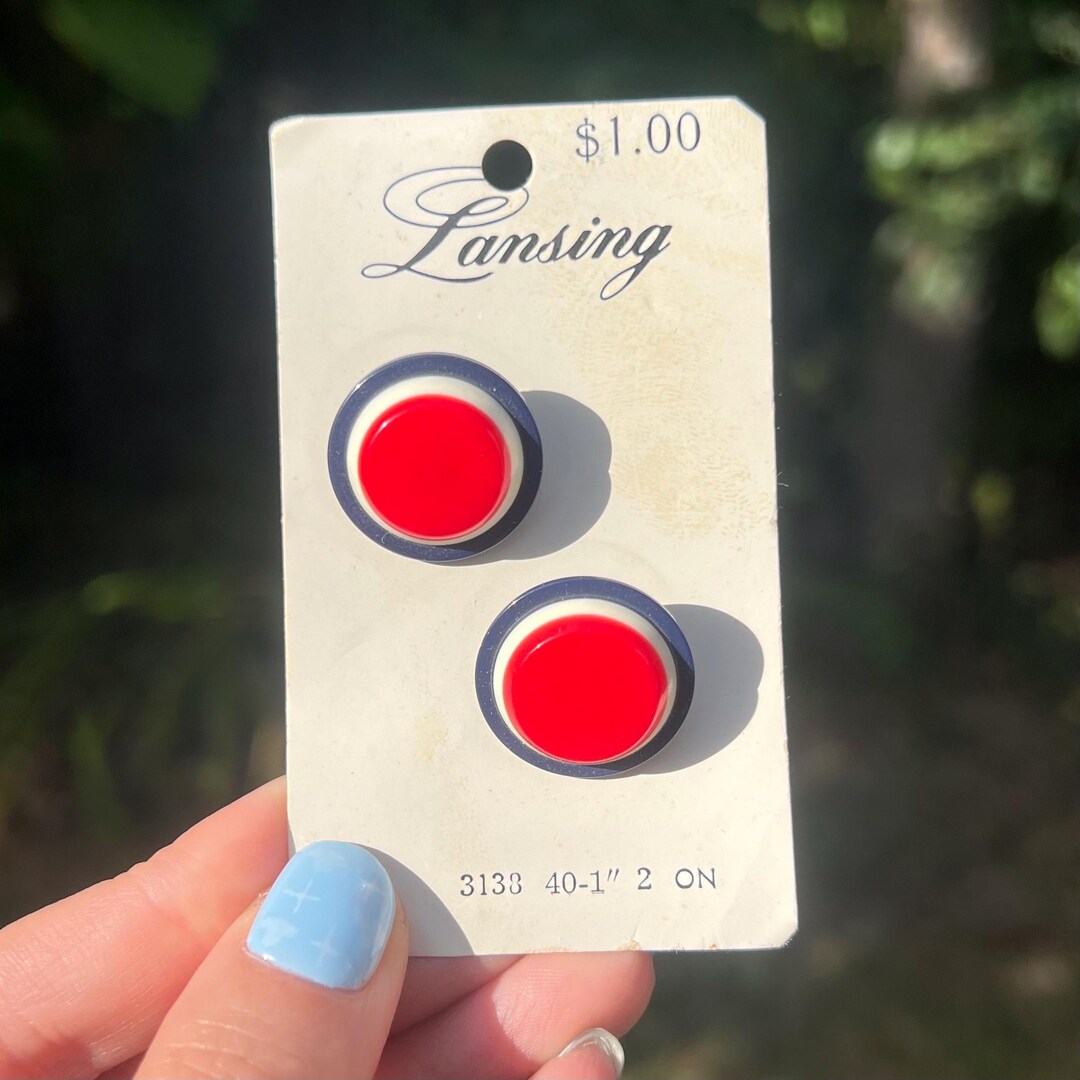Vintage Lansing Buttons, Round Red Plastic Buttons With White and Black ...