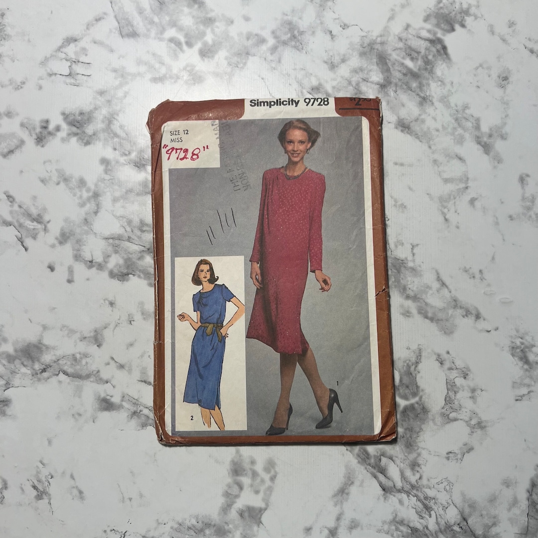80s Misses' Slim-fitting Dress Pattern, Long or Short Sleeve Dress ...