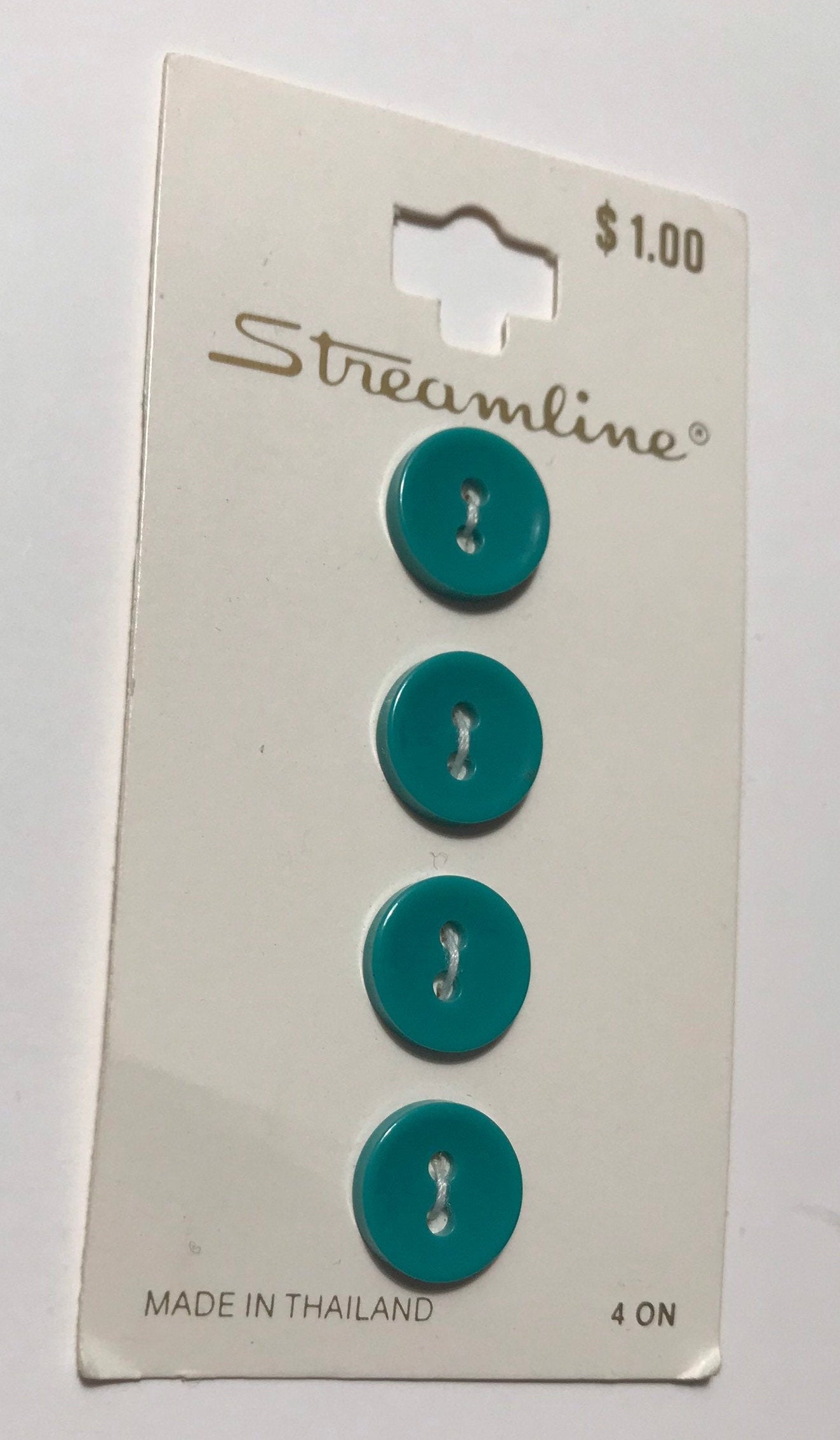 Vintage Set von 4 kleinen runden Streamline Buttons auf Karte - Etsy.de