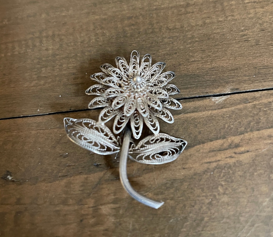 Vintage Silver Filigree Wire Flower Brooch - Etsy