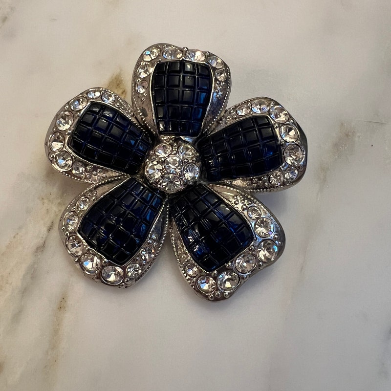 Avon Brooch - Etsy