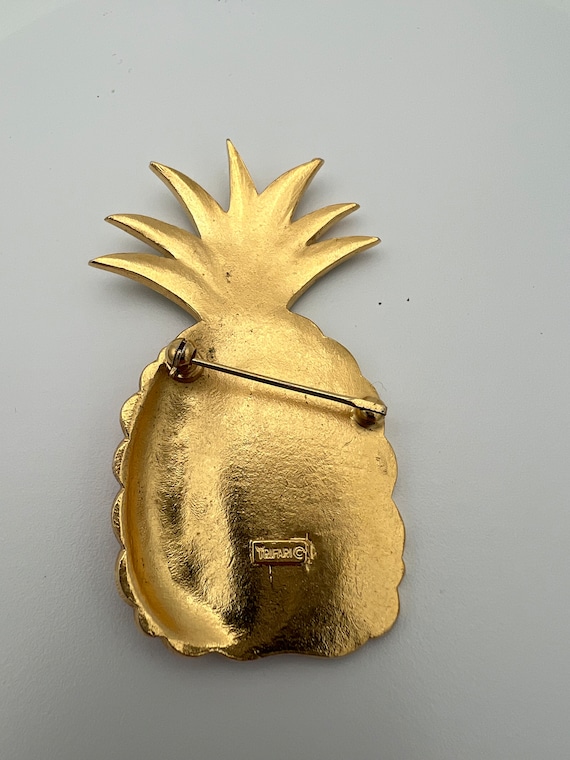 Vintage Crown Trifari enamel pineapple brooch - Gem