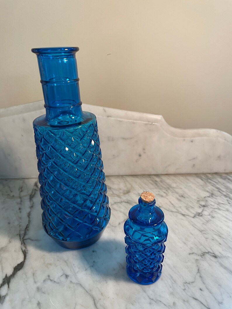 Vintage Blue Glass Diamond Pattern Decanter - Etsy
