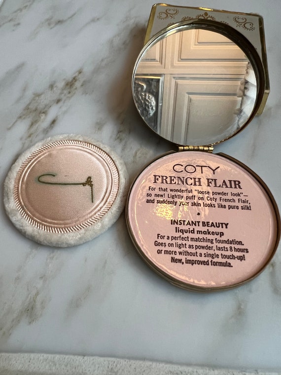 Vintage NOS Coty French Flair Naturelle pressed air s… - Gem