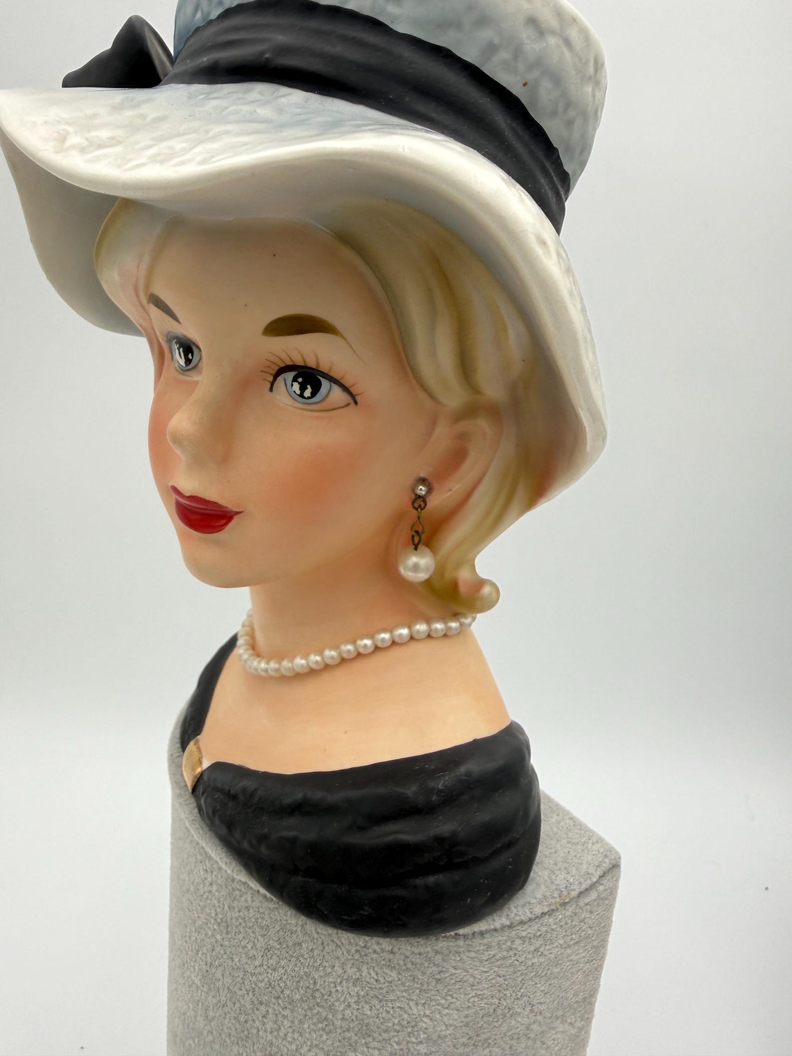Vintage Relpo Head Vase With Hat and Pearl Necklace and Earrings K1679 ...