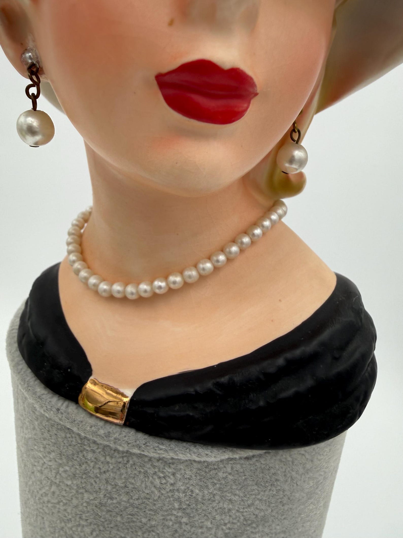 Vintage Relpo Head Vase With Hat and Pearl Necklace and Earrings K1679 ...
