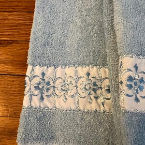 Vintage MCM Cannon Royal Family Light Blue Hand Towels With Embroidered ...