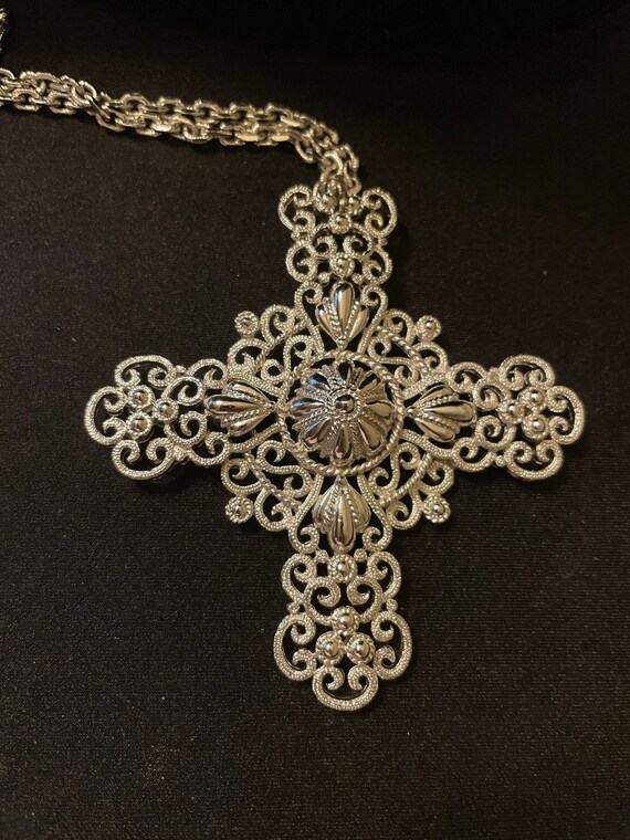 Vintage Cross and Crown pin, Church Collectable, reli… - Gem