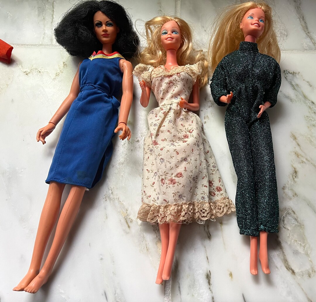 Lot of Vintage 1960s Barbie Doll Clothes, Includes 45 Outfits, Doll ...