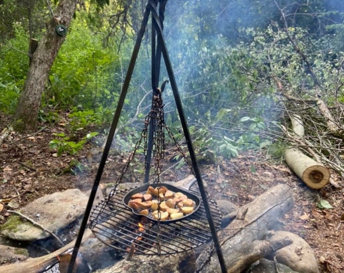 XL Heavy Duty Forged Camp Cooking Tripod Holds OVER 95 POUNDS Seen on ...