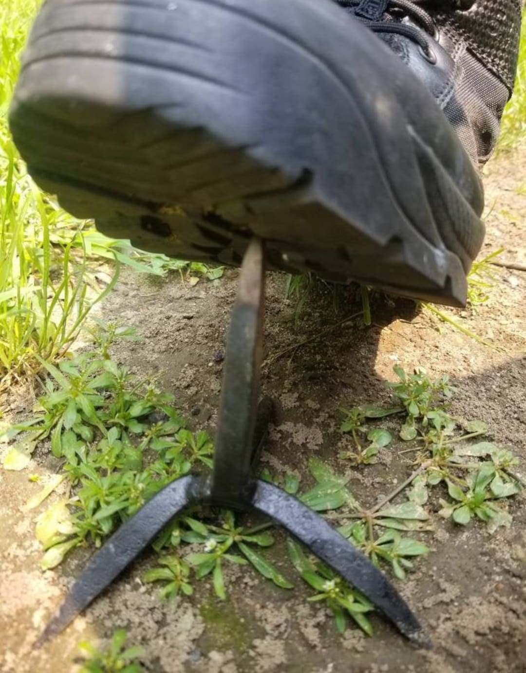 HAND FORGED CALTROPS 4 Pack - Etsy