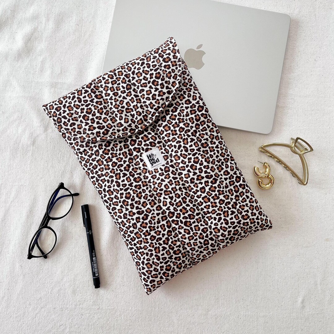 Leopard Laptop Sleeve, Puffy MacBook Case, Magnetic Snap-button Laptop ...