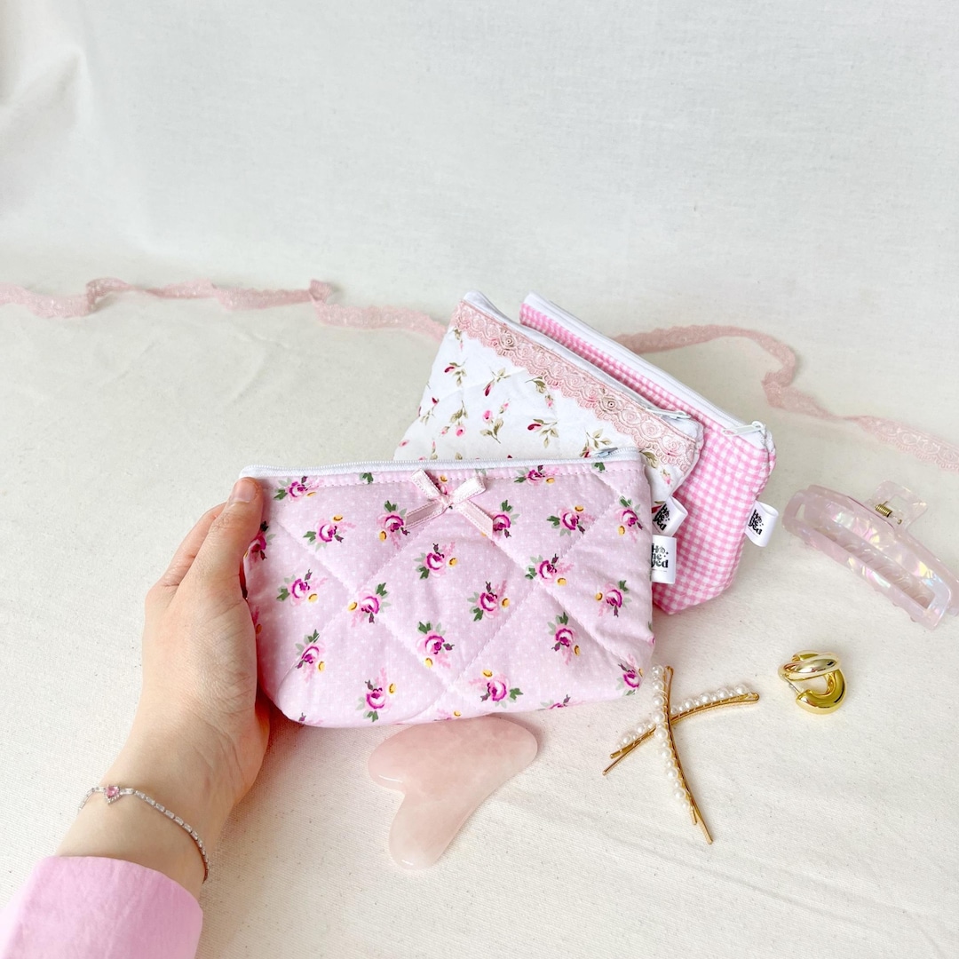 Coquette Coin Purse, Puffy Cotton Mini Bag, Quilted Zipper Pouch, Bag ...