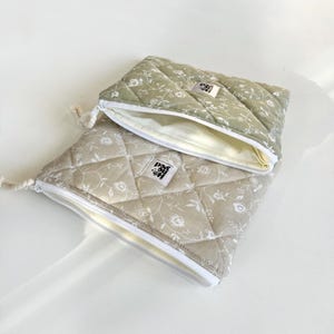 Puffy Kindle Sleeve, Green & Beige E-reader Cover, Paperwhite Sleeve ...