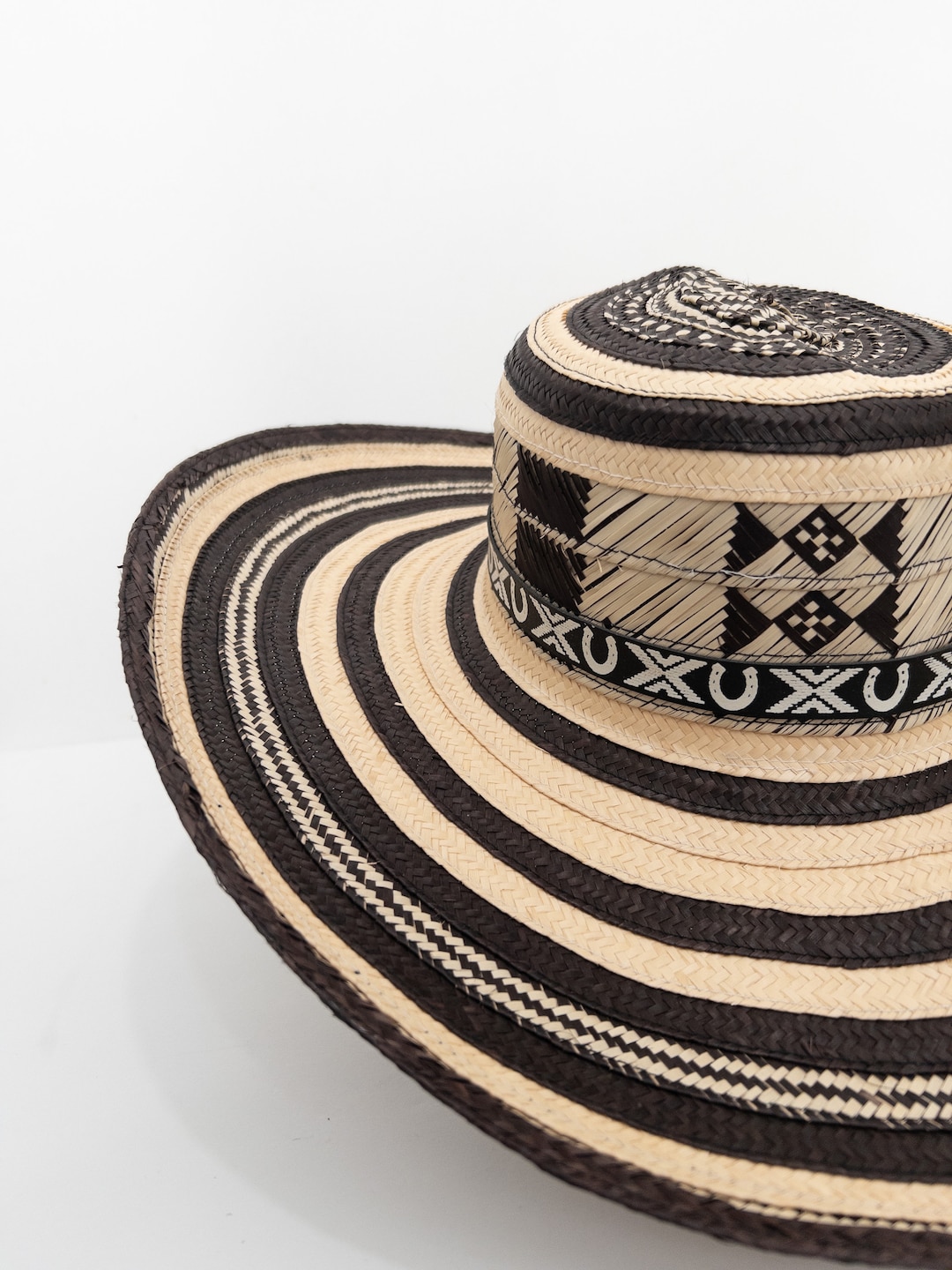 One Size Sombrero Vueltiao, Colombian Sun Hat, Colombian Handmade Straw ...