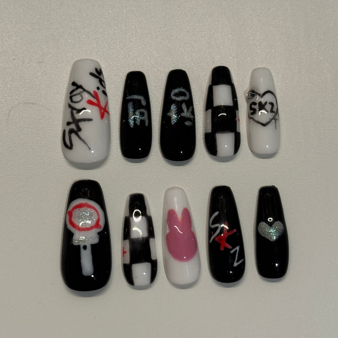 Stray Kids changbin,dwaekki Set of 10 Hand Painted Gel Press on Nails ...
