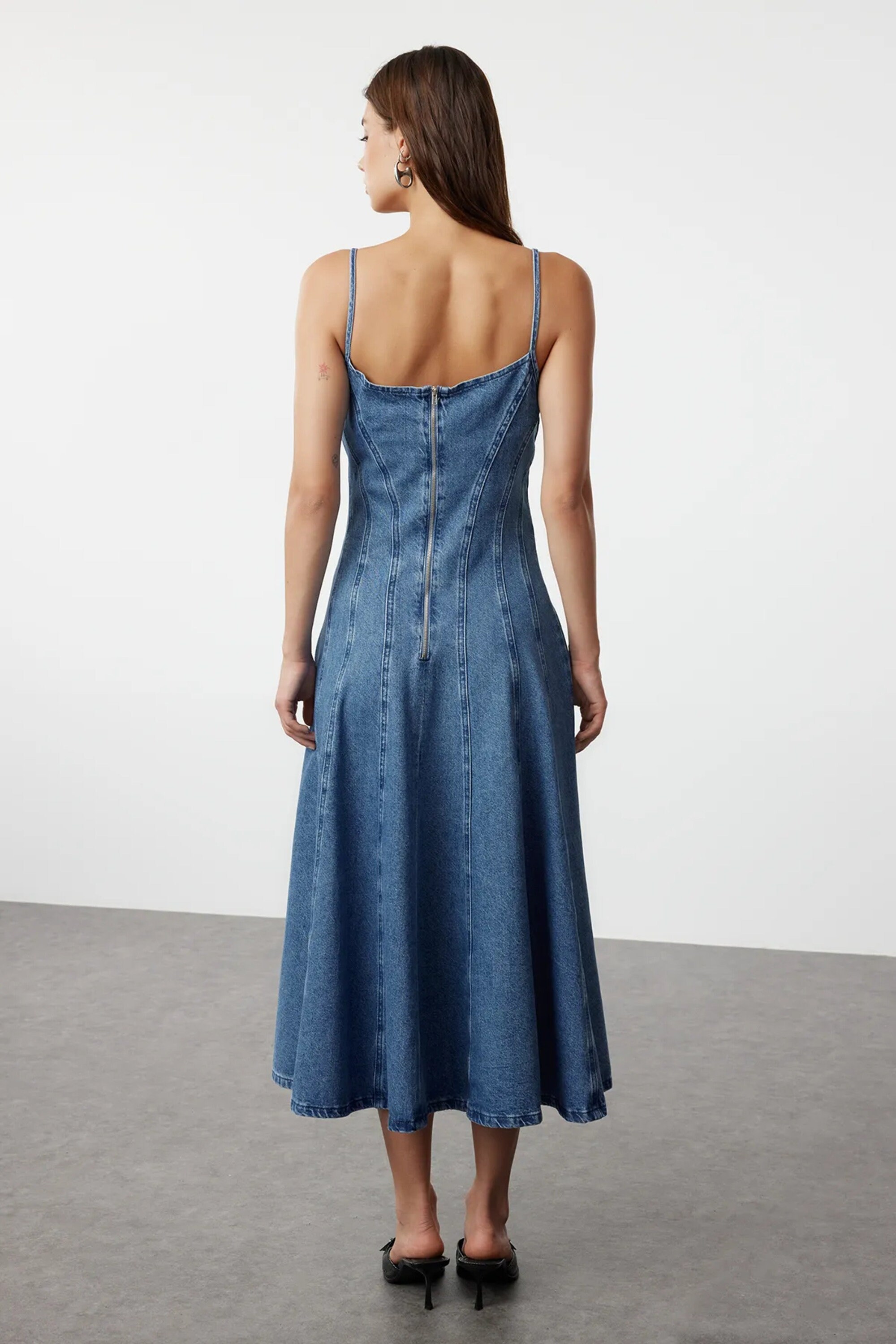 Stylish Strappy Maxi Denim Dress | Trendy Sleeveless Jean Stylish Strappy Maxi Denim Dress | Trendy Sleeveless Jean