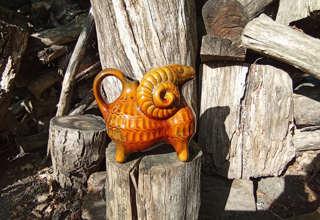 Drink Pitcher "lamb" - Whimsical Ceramic Tableware |#2| - Etsy