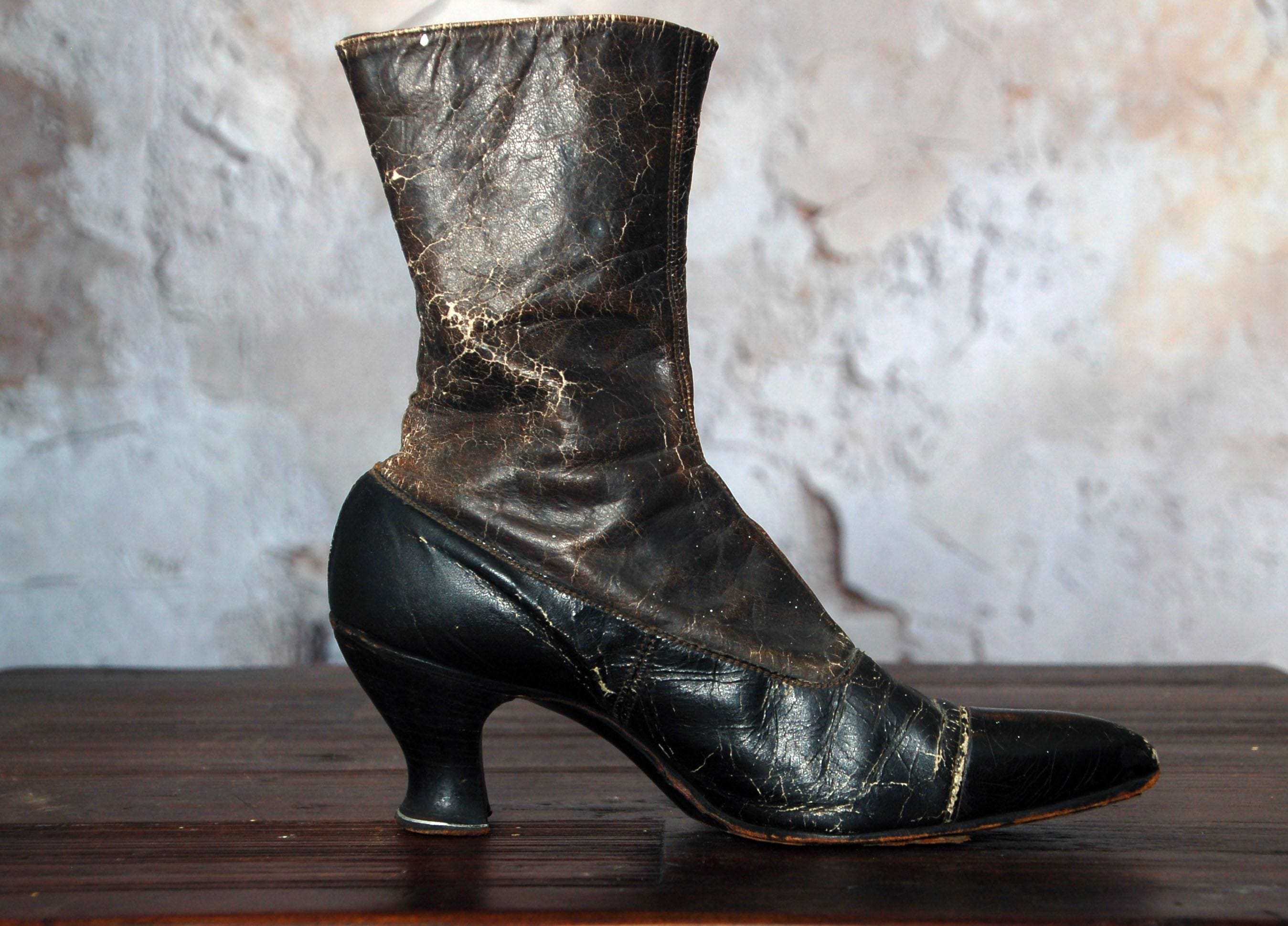 Antique Victorian Button up Ankle Boot / Chocolate Leather Granny Boot ...
