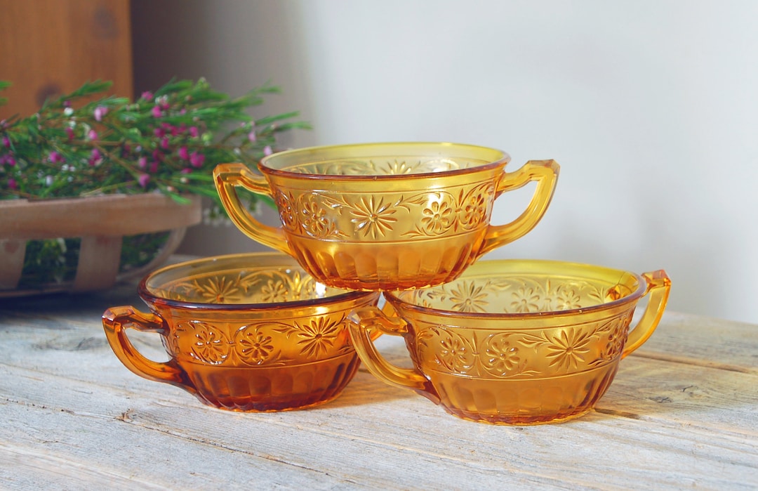 Vintage Amber Glass Soup Bowls / Indiana Glass Daisy Pattern #920 ...