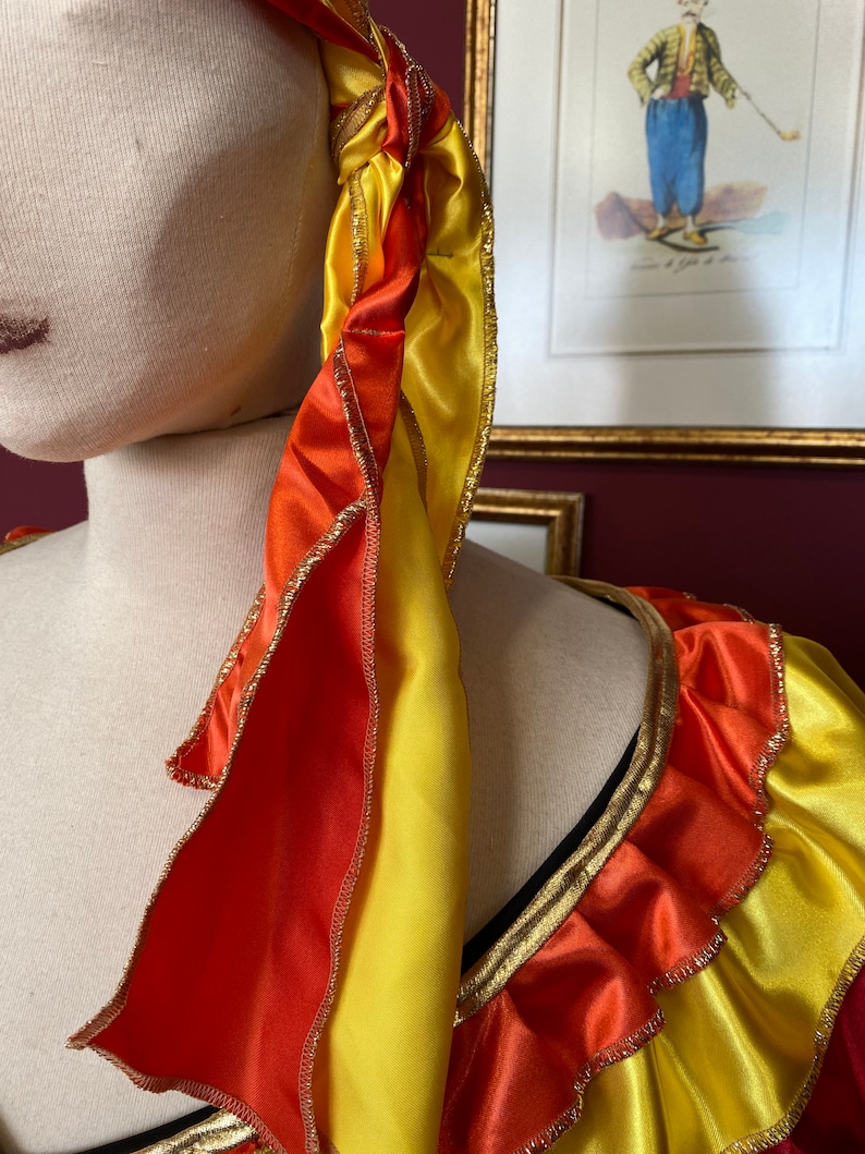 Brazilian Carnival Dancer Costume: Ruffled Samba Outfit, Handmade in EU ...