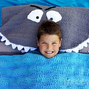 Shark Nap Blanket Crochet Pattern - Etsy