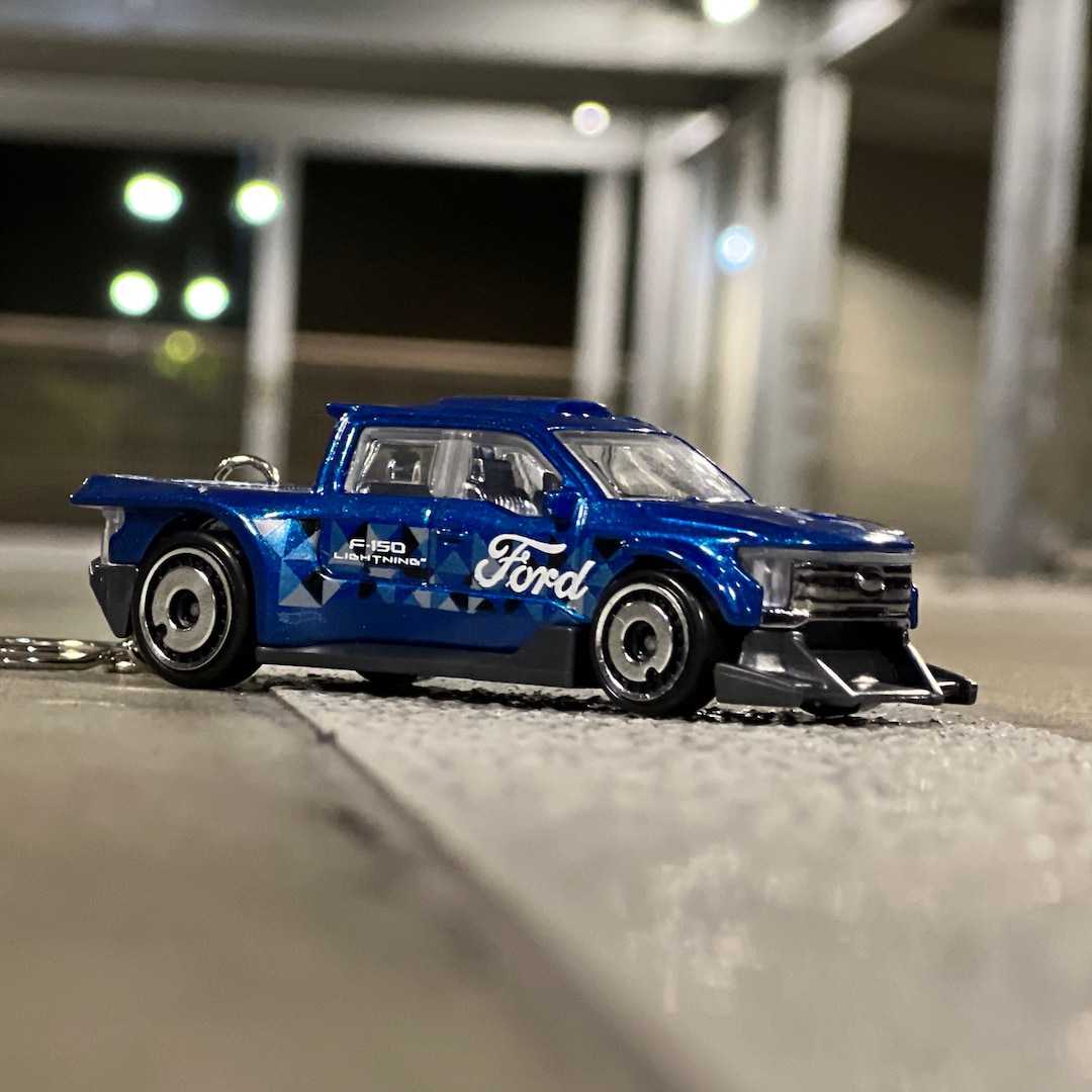 Gift for Men Key Ring Ford F150 Decorative Car Key Chains as a Surprise ...