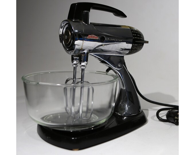 SUNBEAM • Mixmaster • Model 12, Including the Rare Blender Attachment ...