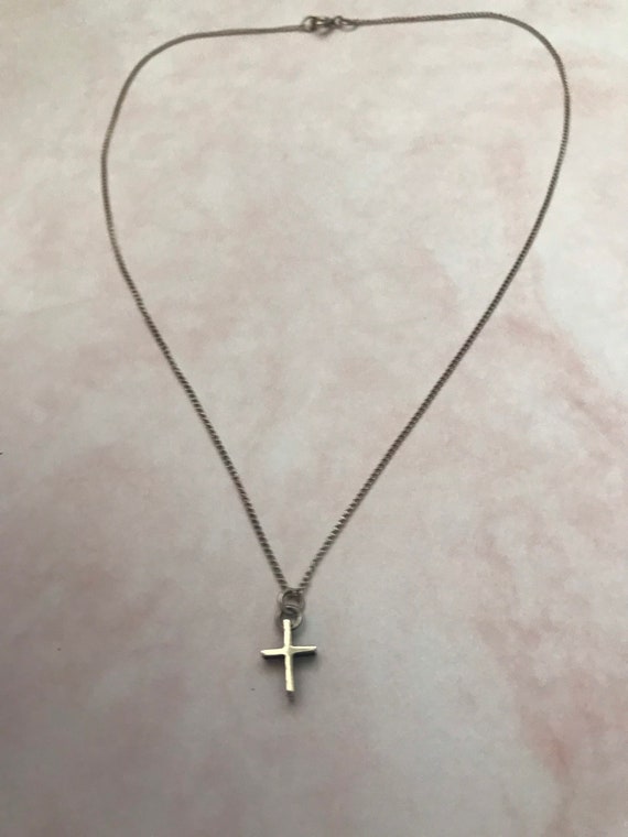Vintage small cross sterling - Gem