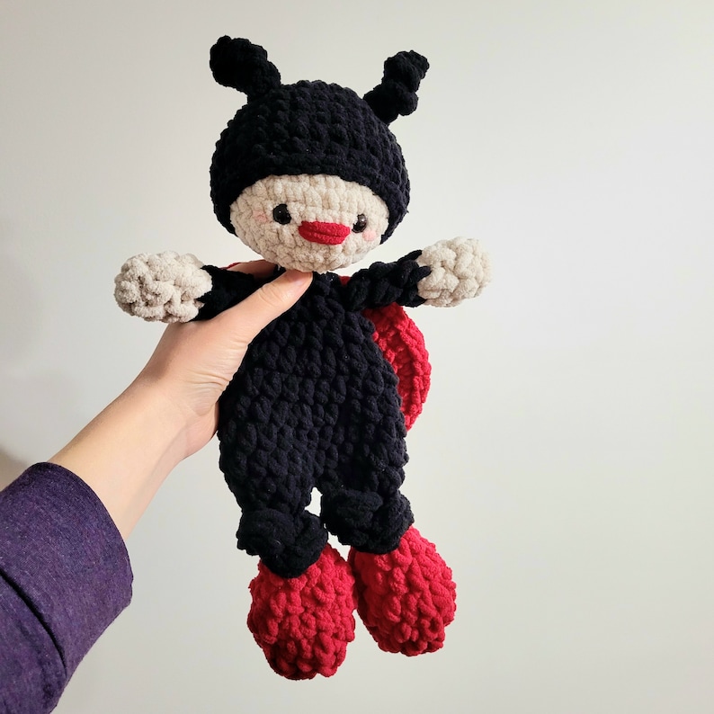 Levi the Ladybug Knotted Lovey Pattern | Crochet Lovebug Pattern | Ladybug Amigurumi | Crochet ...