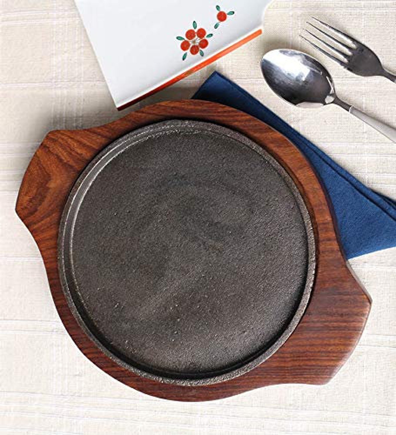 Cast Iron Sizzler Platter/tray With Sheesham Wooden Base - Etsy UK