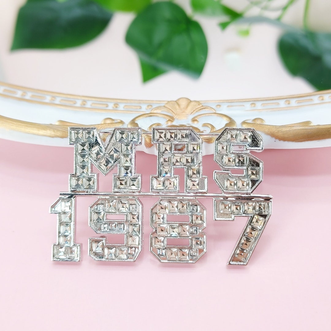 CUSTOM Birth Date Brooch Pin, Nameplate Pins, Personalised Varsity ...