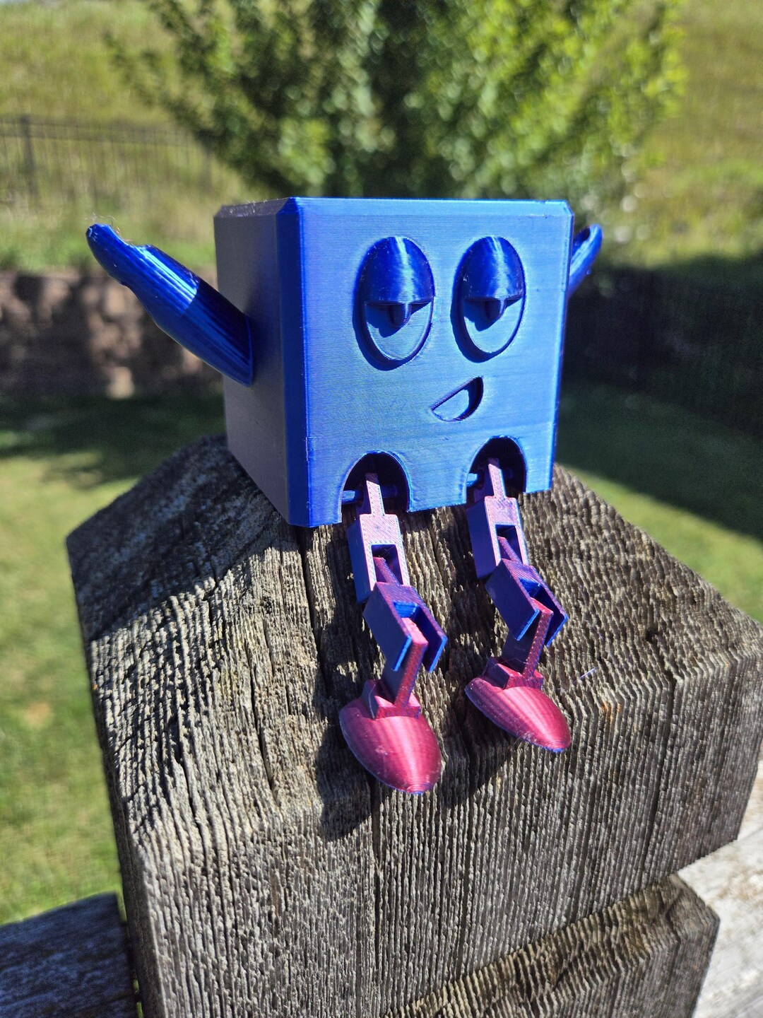 Articulating Chill Buddy 3D Desk Organizer, Mystic Mesh Authorized ...