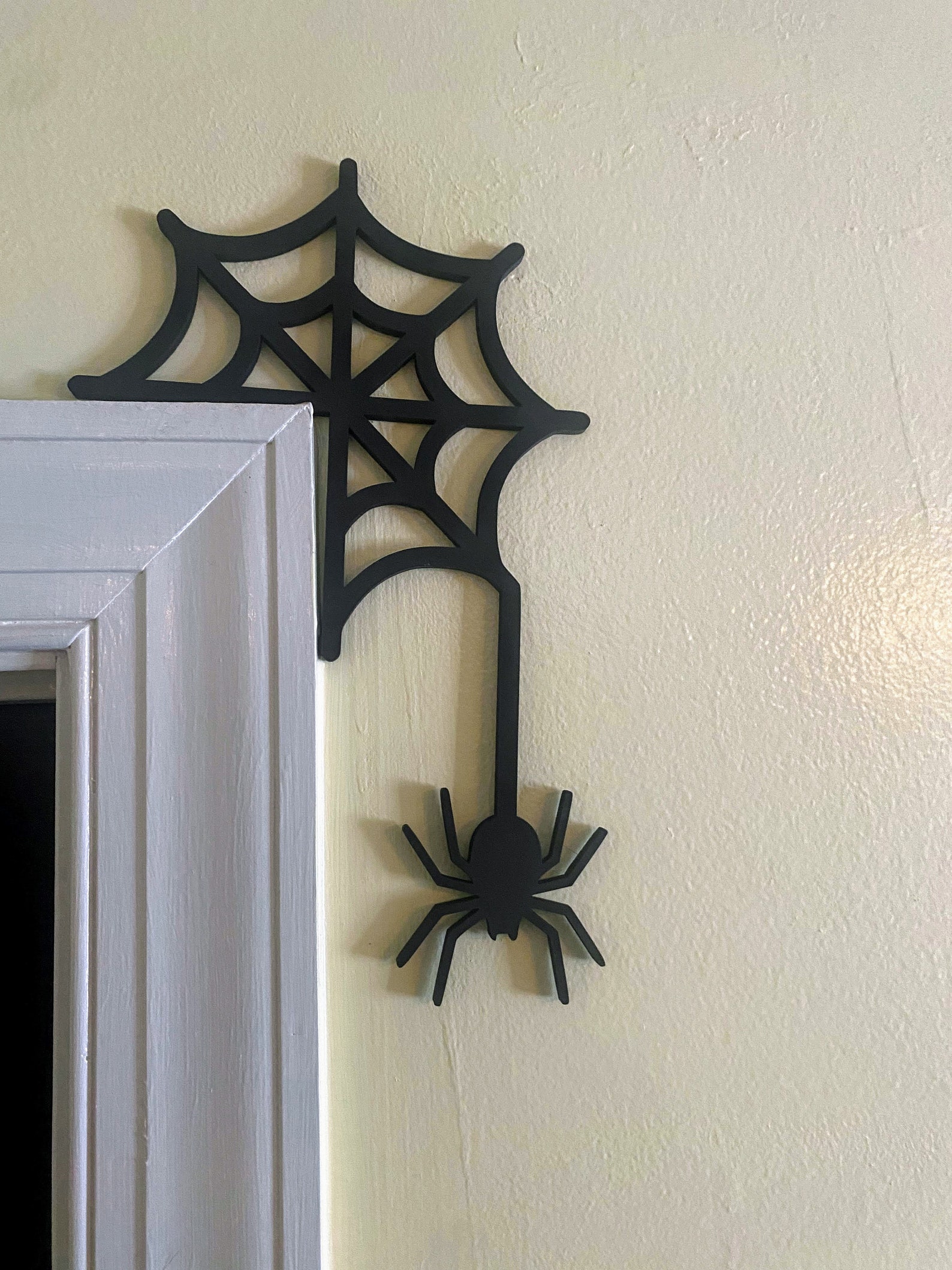 Spider Web Door Topper/ Hanging Spider Door Topper /halloween - Etsy