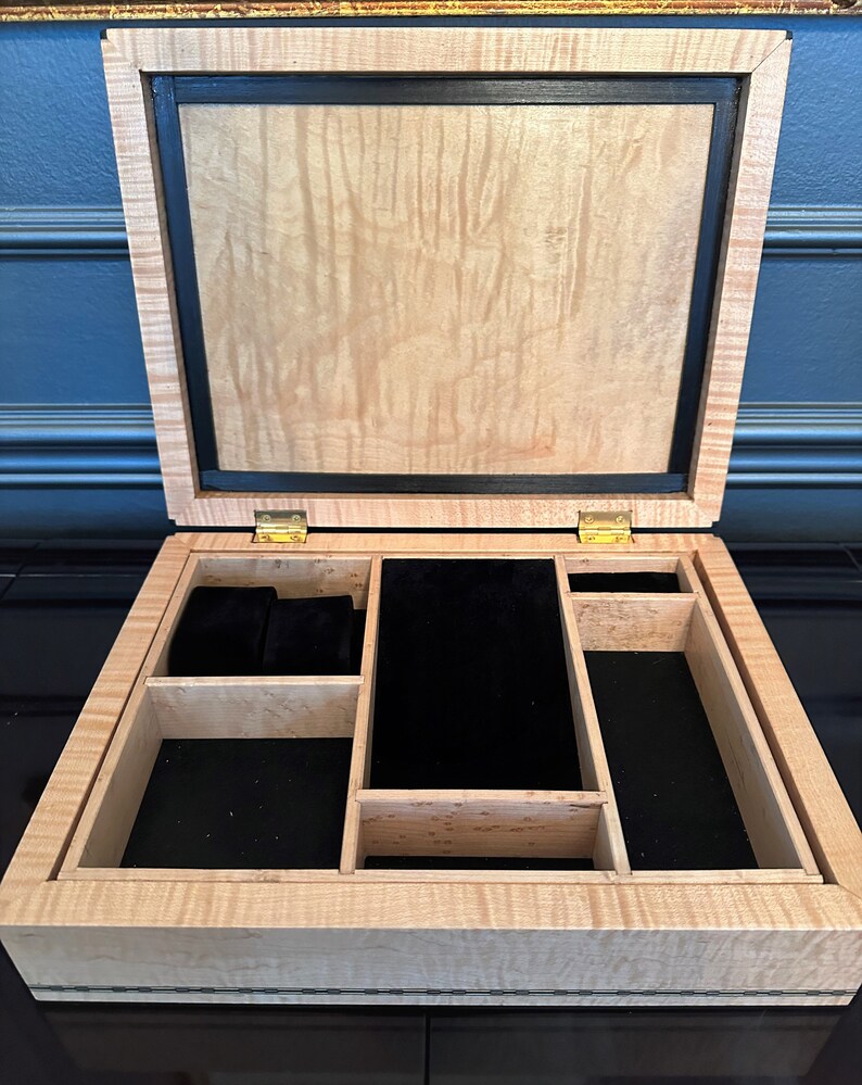 Handmade Gentlemen's Valet Box Made From Curly Maple and Ebony. - Etsy
