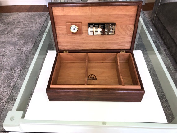 Custom made luxury cigar humidors - Etsy Italia