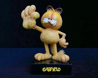 Gorgeous Collectible and Vintage Ceramic Garfield Figurine, Blow Out ...