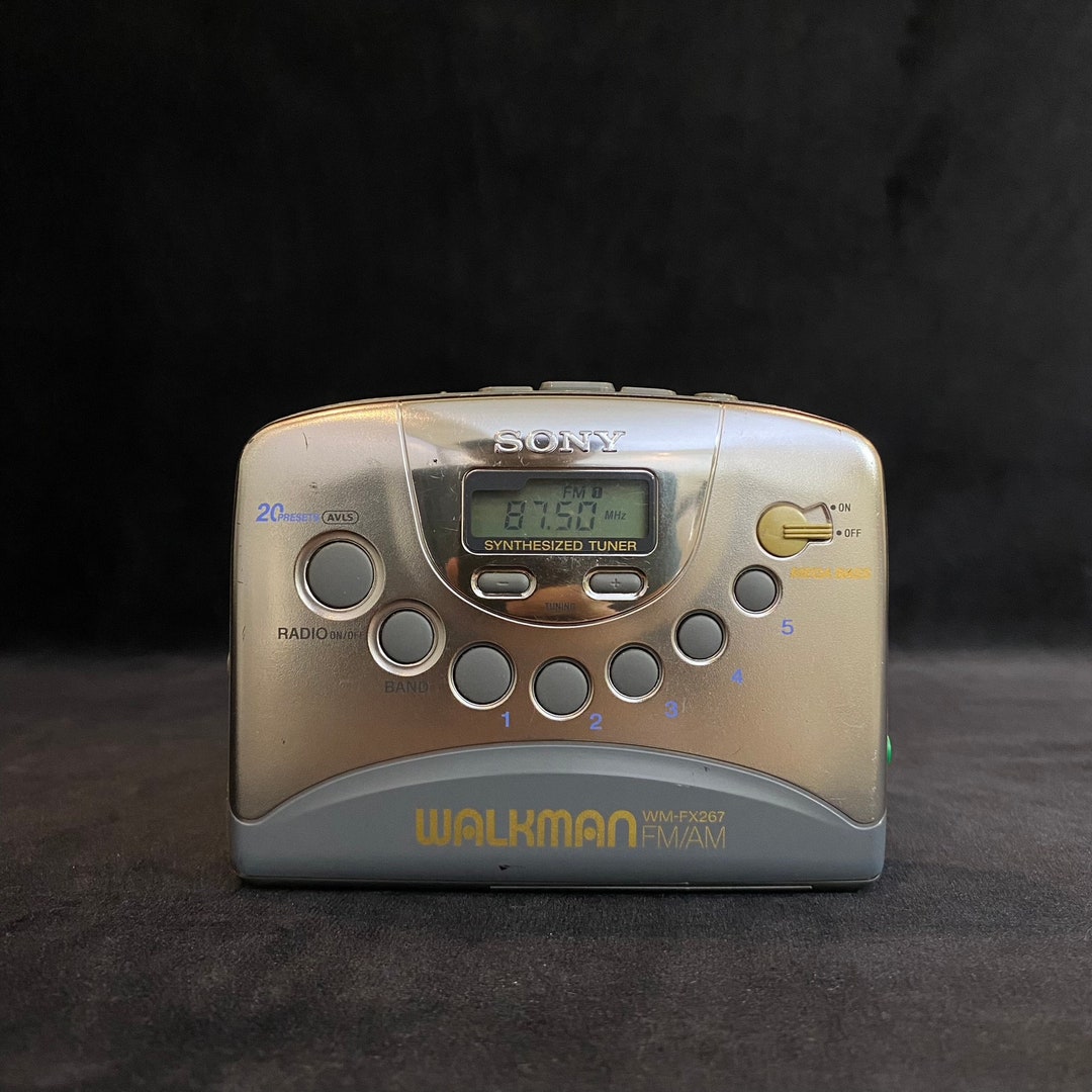 Vintage Sony Walkman Cassette Player AM/FM Band Radio - Etsy