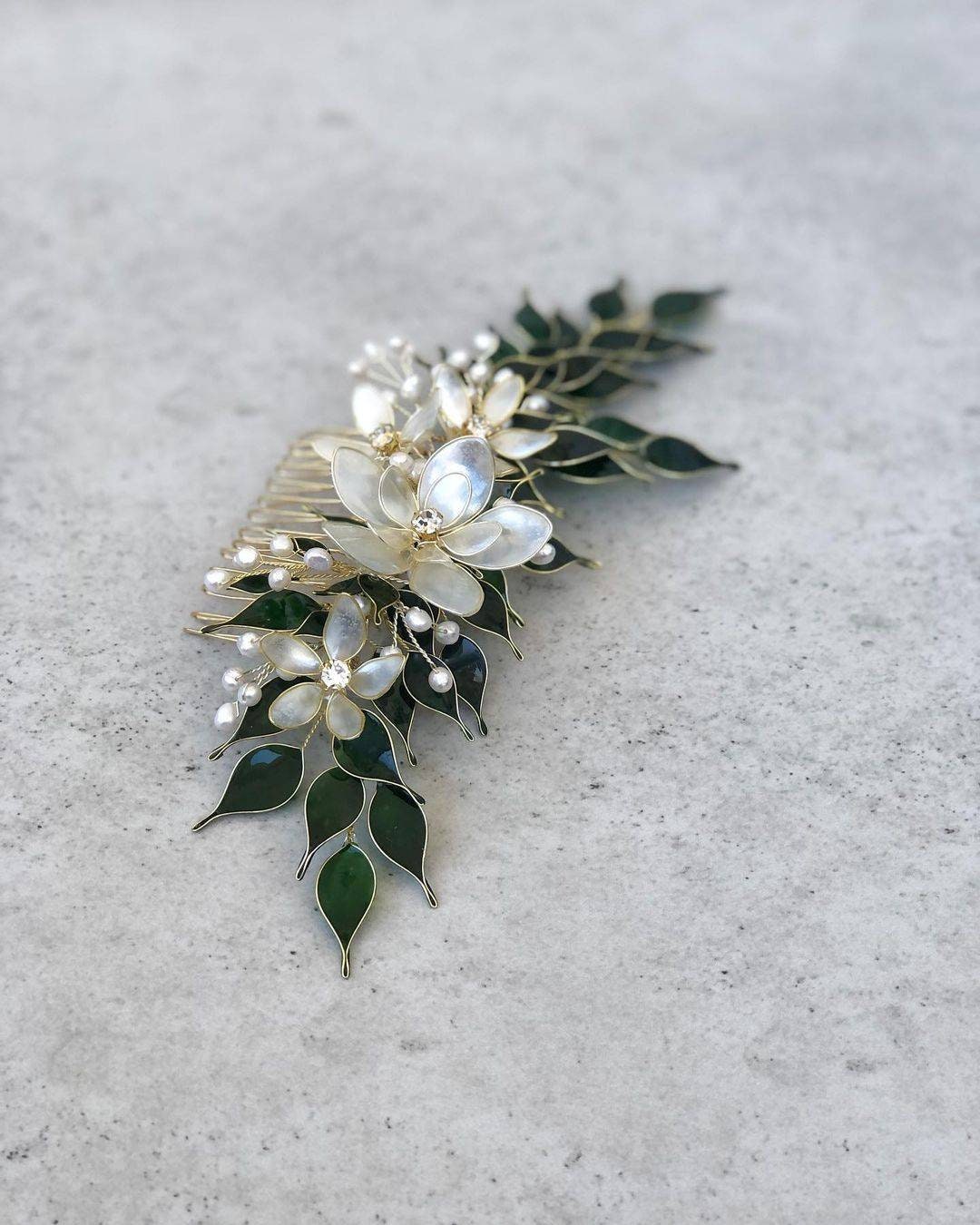 Green Leaf Hair Combbridal Hair Clipwedding Accessorieshair - Etsy
