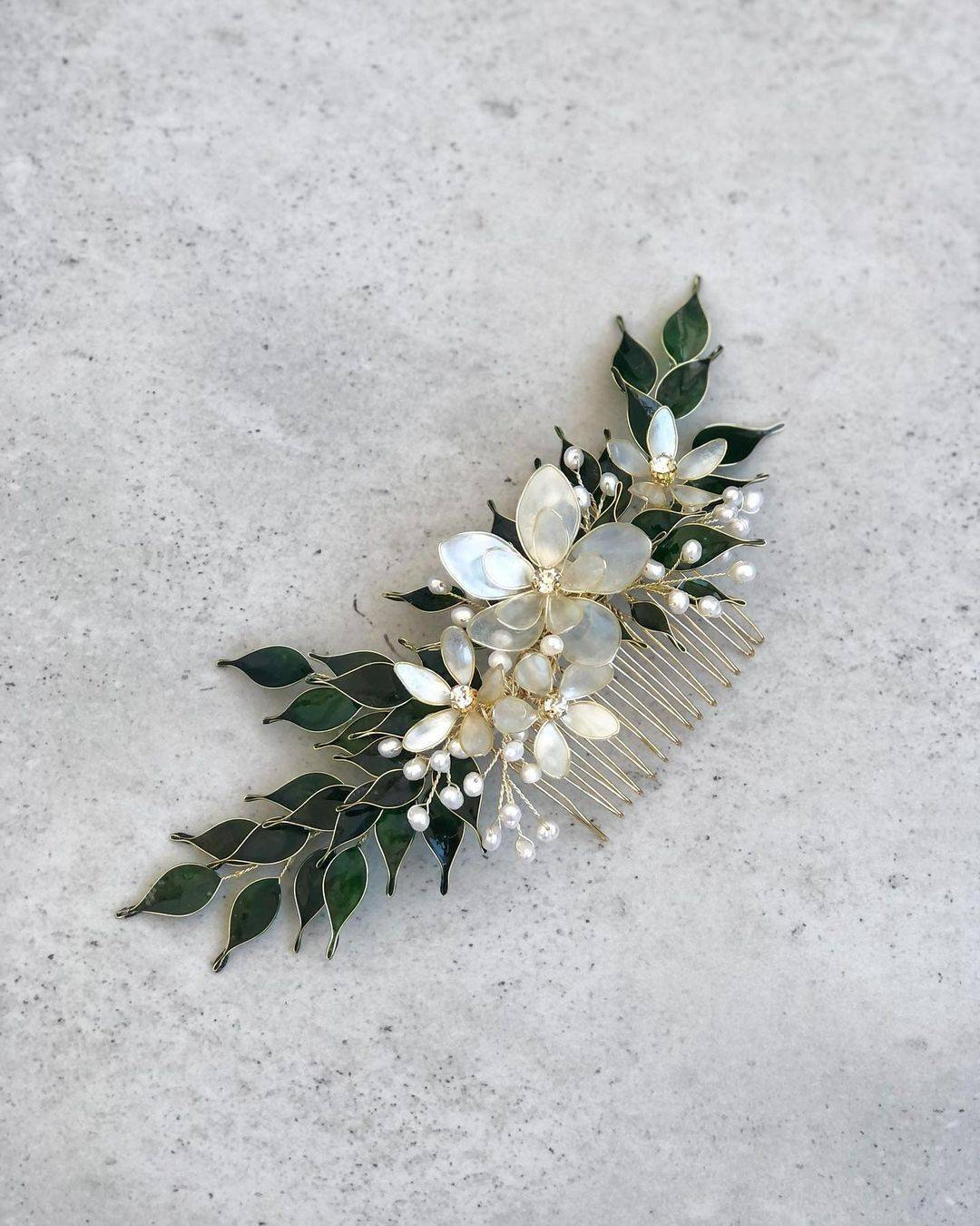 Green Leaf Hair Combbridal Hair Clipwedding Accessorieshair - Etsy