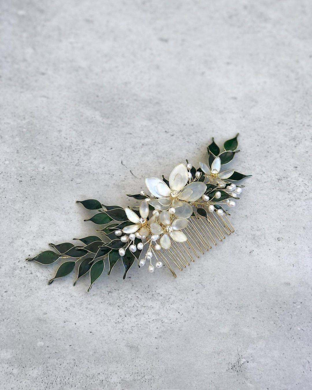 Green Leaf Hair Combbridal Hair Clipwedding Accessorieshair - Etsy