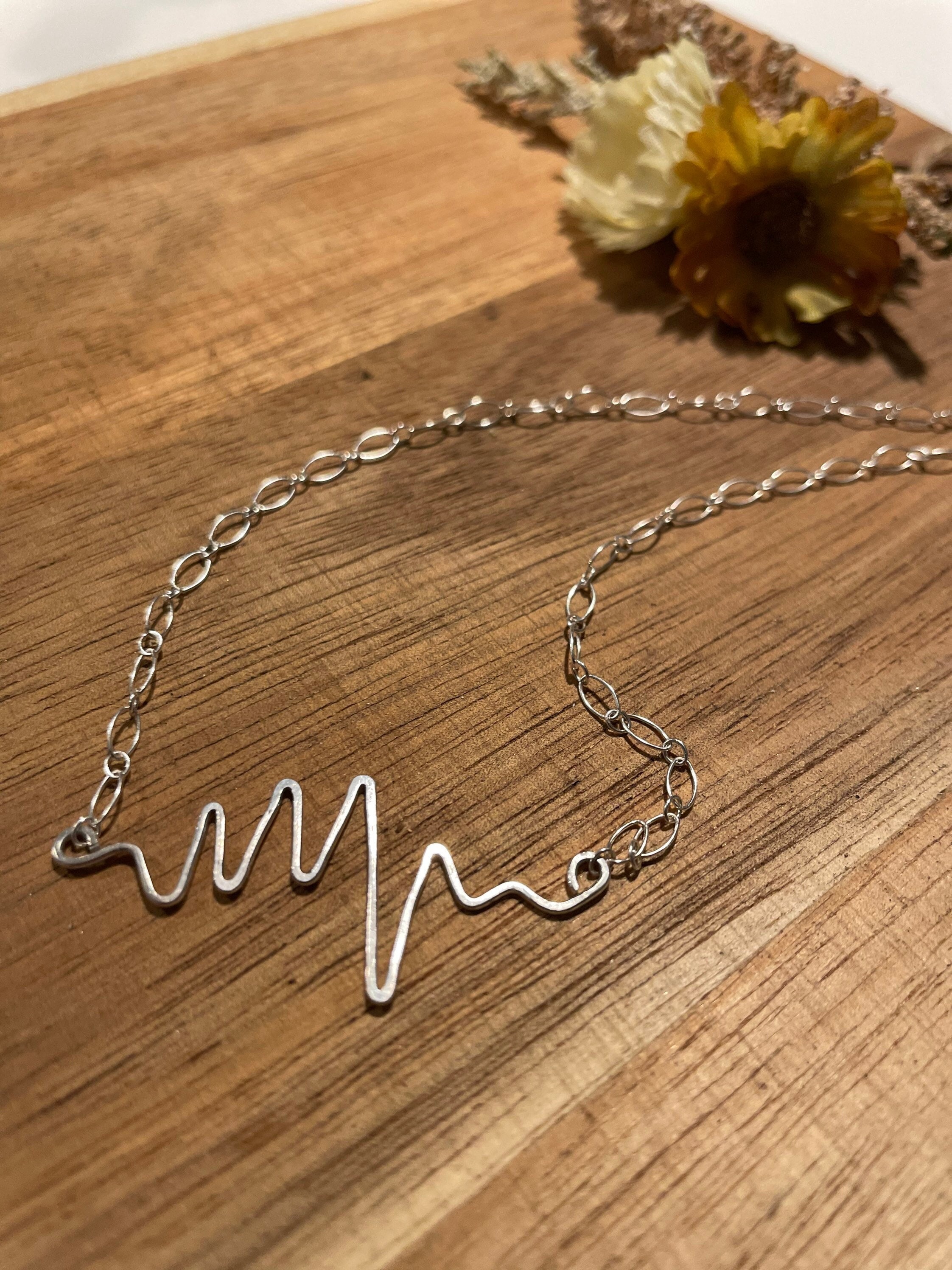 Lifeline Necklace Unique Chain Heart Chakra Frequency - Etsy